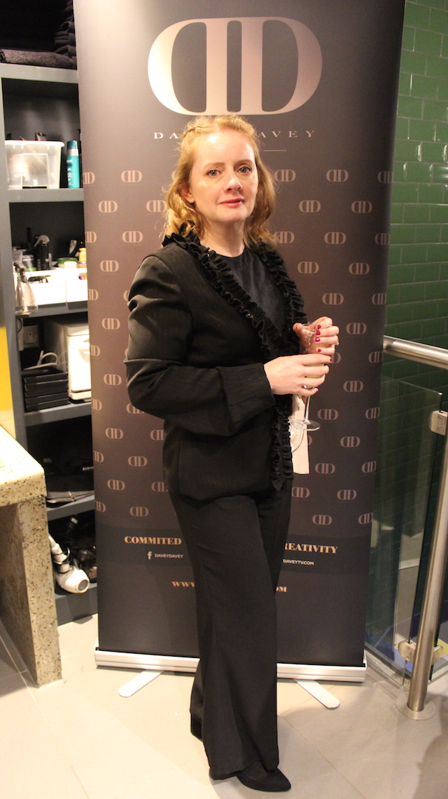 sandra thompson - VIP Magazine