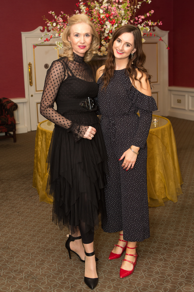 RnaR-8871 - VIP Magazine