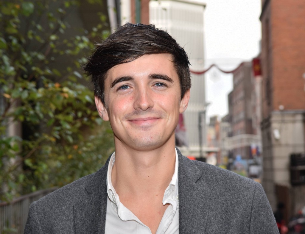Guess who? Irish star shares adorable throwback - VIP Magazine