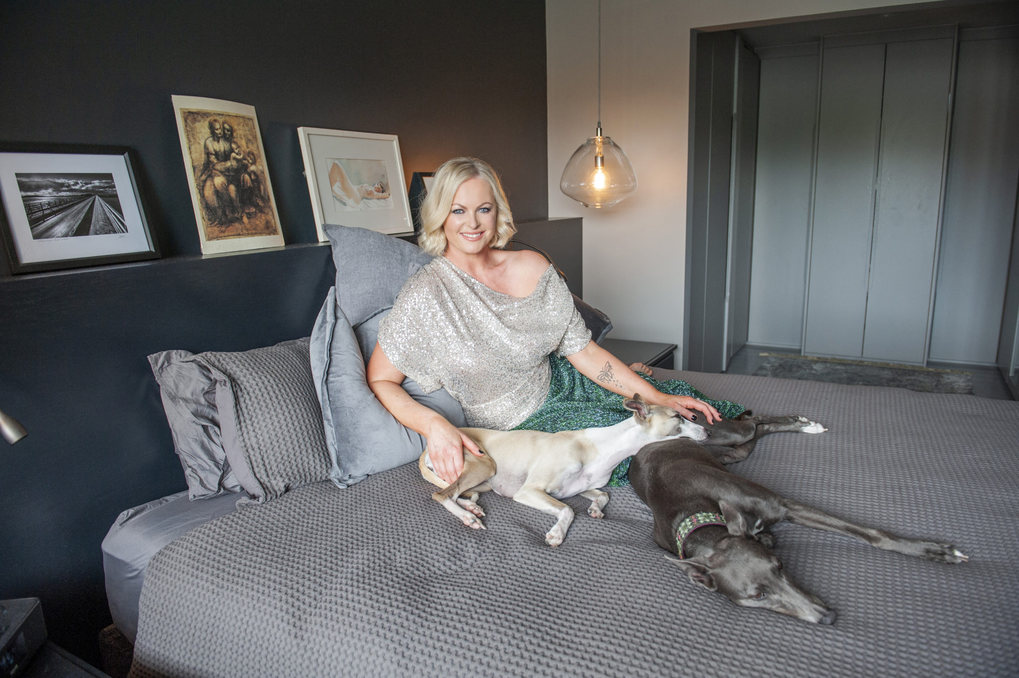 amanda brunker - VIP Magazine