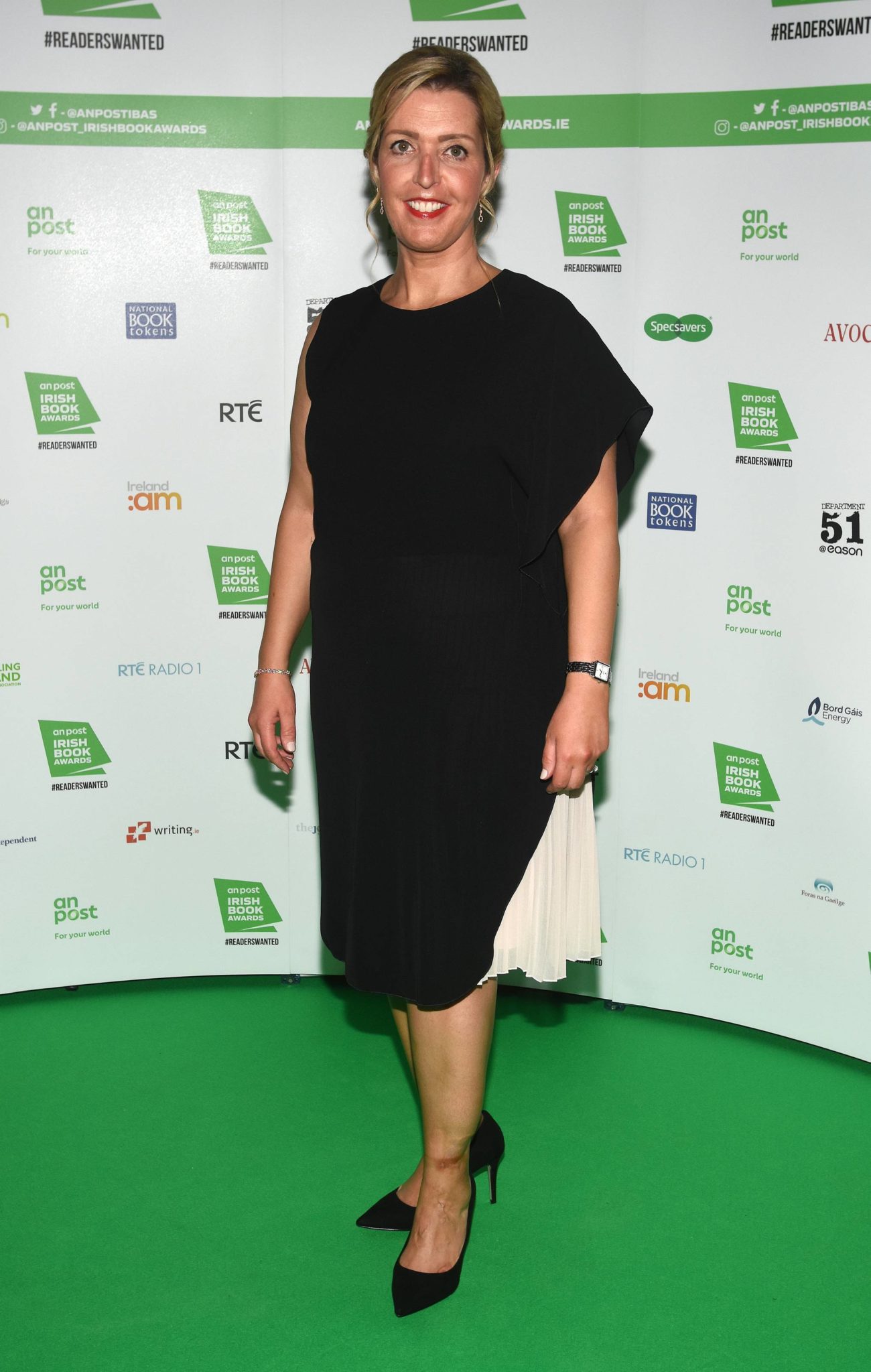 Vicky Phelan overcome with emotion as she's told she can come home to ...