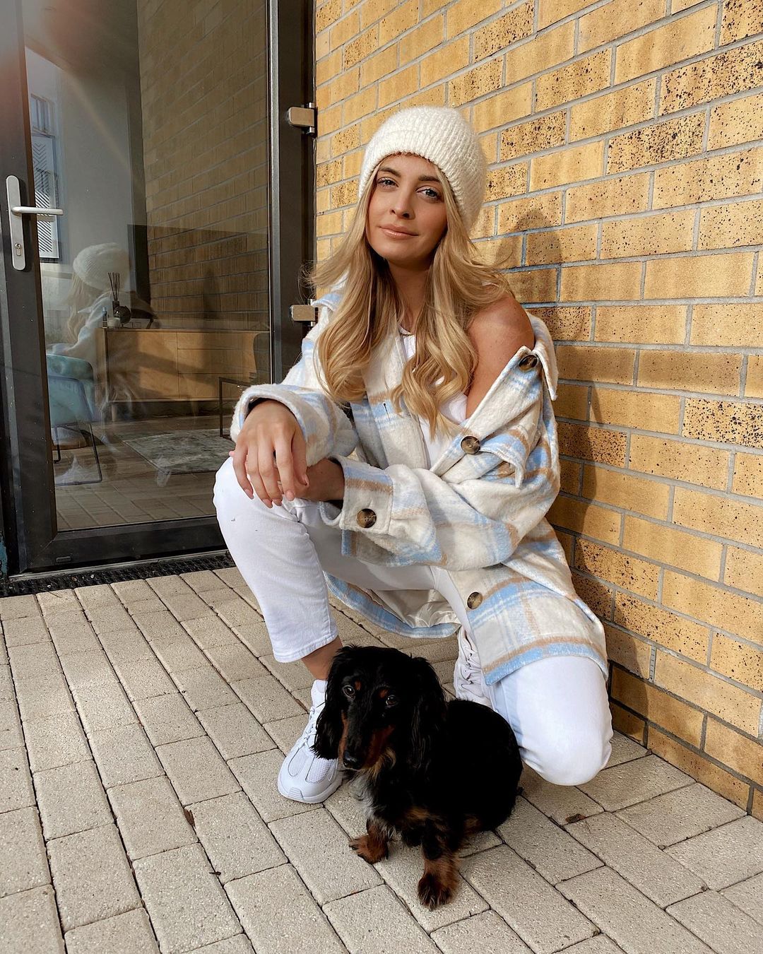 Louise Cooney on her new romance: “He’s the best, I couldn’t be happier ...