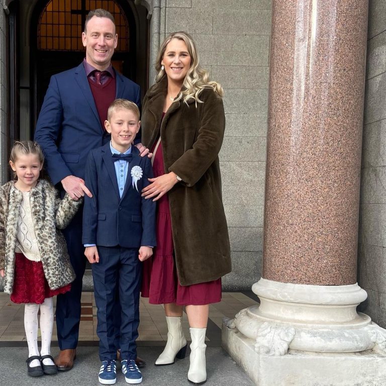 RTÉ presenter, Evanne Ní Chuilinn has welcomed her third child into the ...