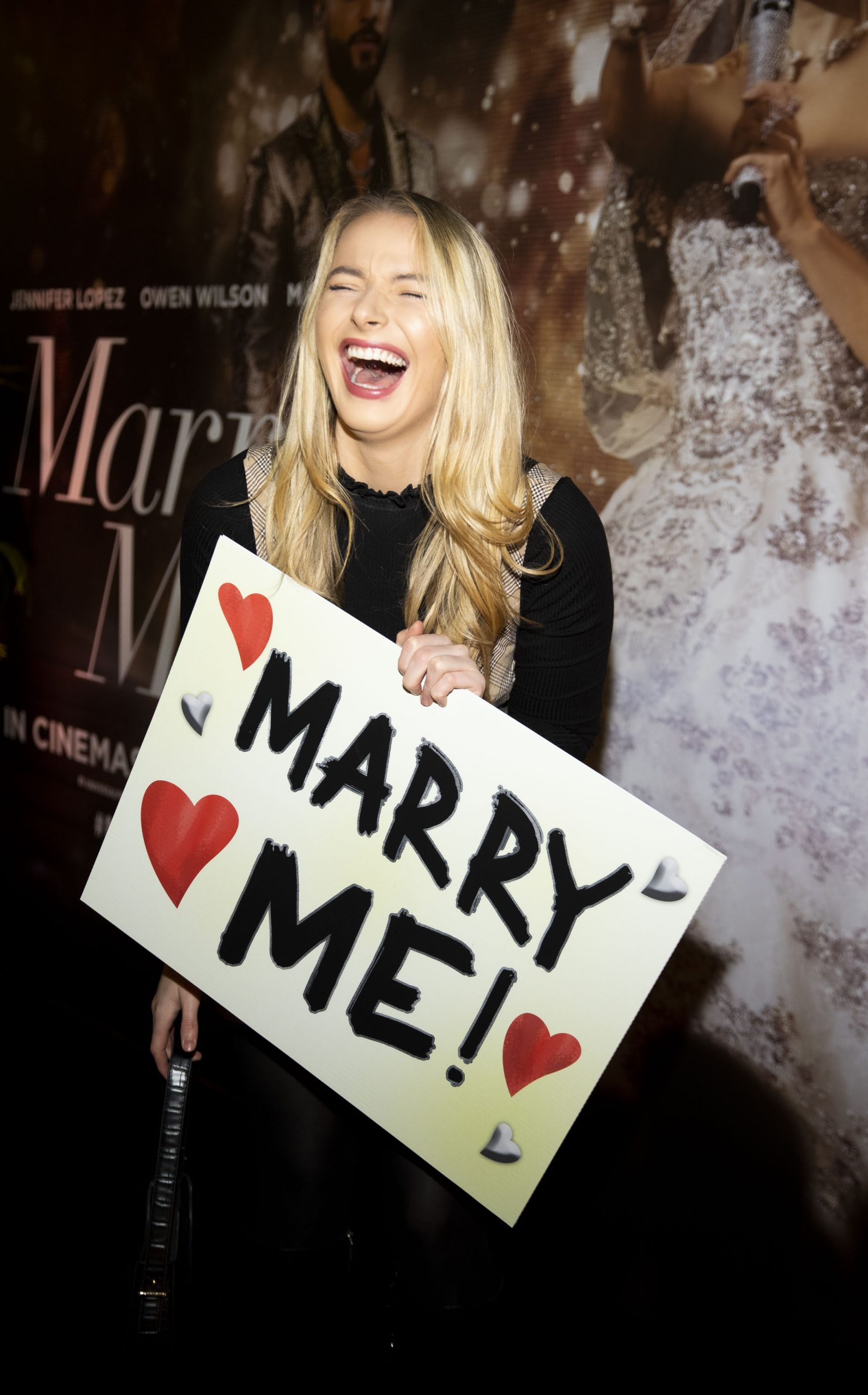 Stars Step Out In Style for the preview of new Jennifer Lopez flick ...