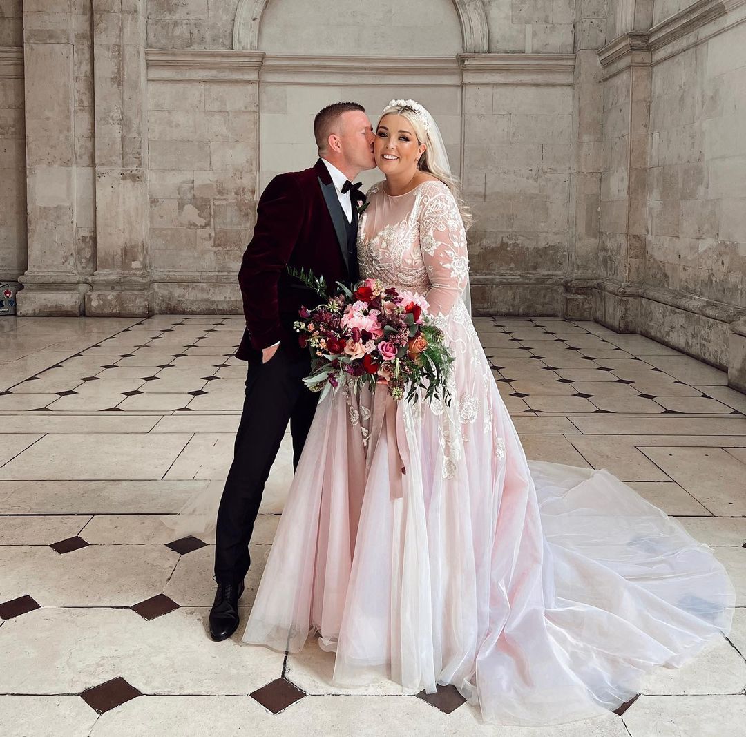 Irish influencer Kelly Fitzsimons weds in stunning Dublin ceremony ...