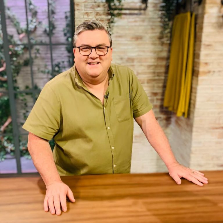 Simon Delaney announces his departure from Ireland AM after seven years ...