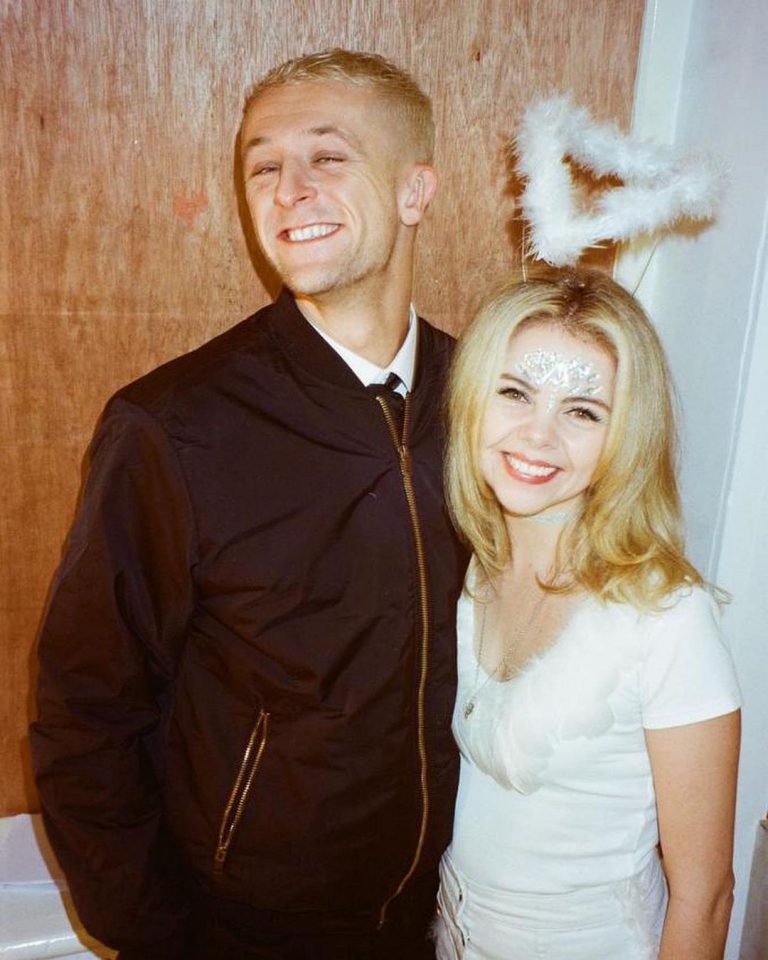 Derry Girls Star Saoirse-Monica Jackson Shares Sweet Tribute To Famous ...