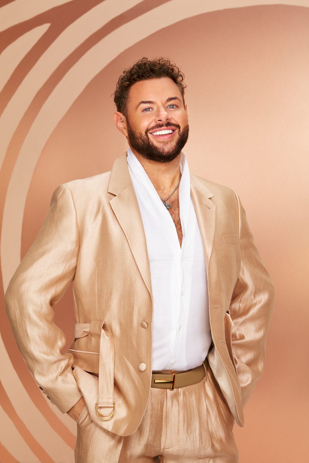 Bellamianta teams up with world-renowned makeup artist Paddy McGurgan ...