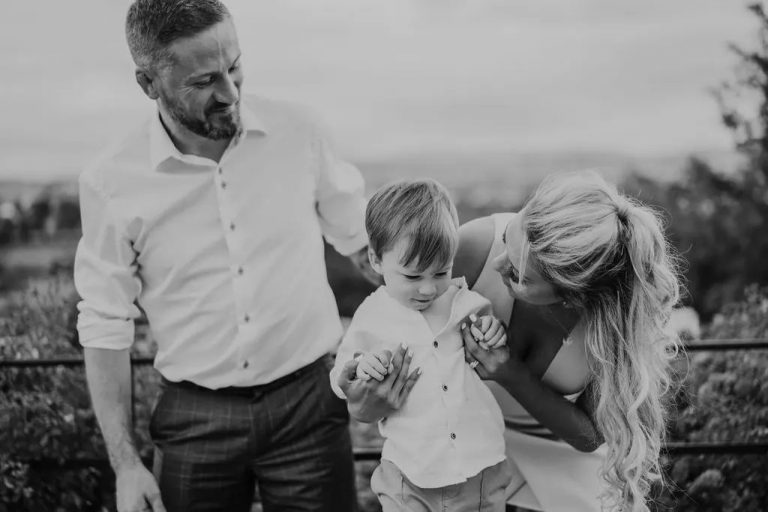 Coach Kavanagh ties the knot to long-term partner