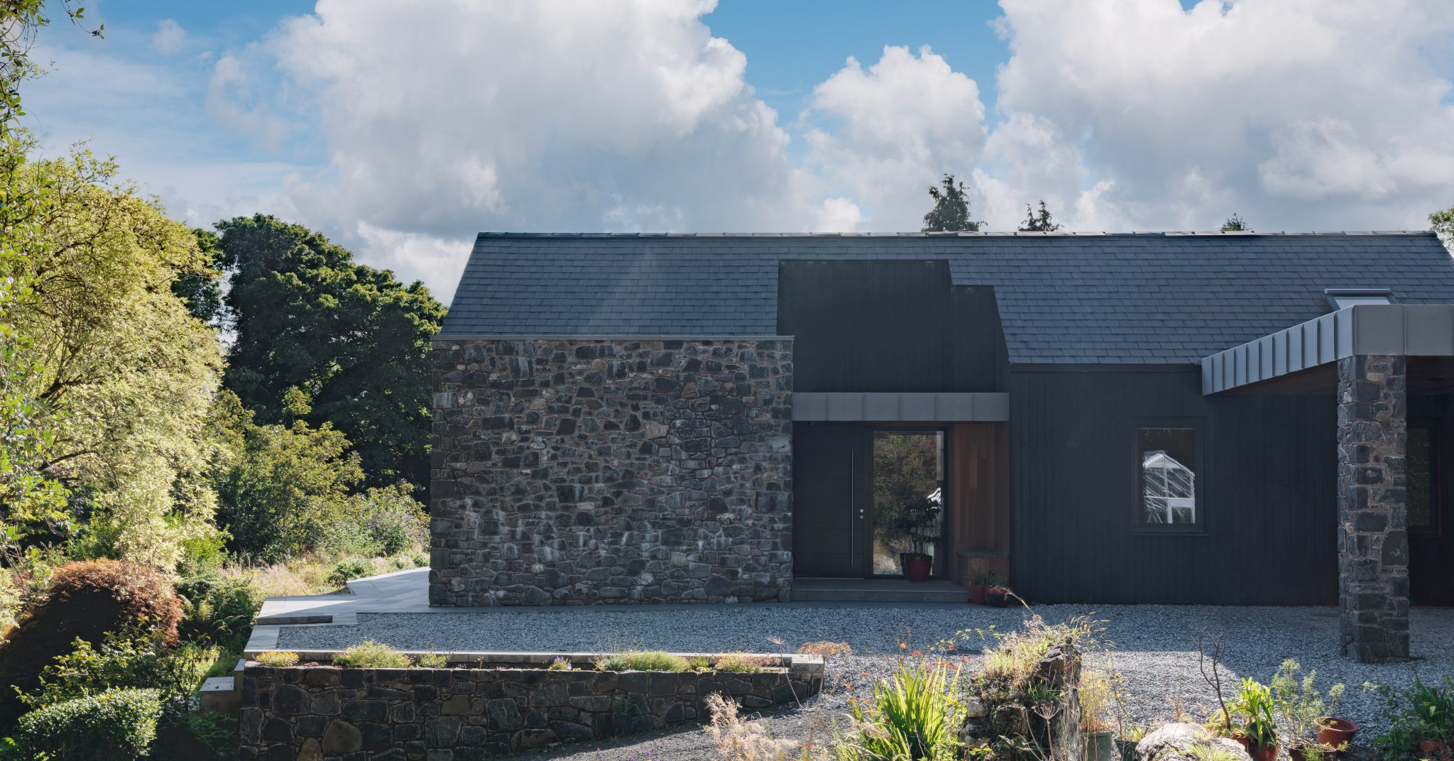 Shock as Home of the Year's Amanda gives home perfect score