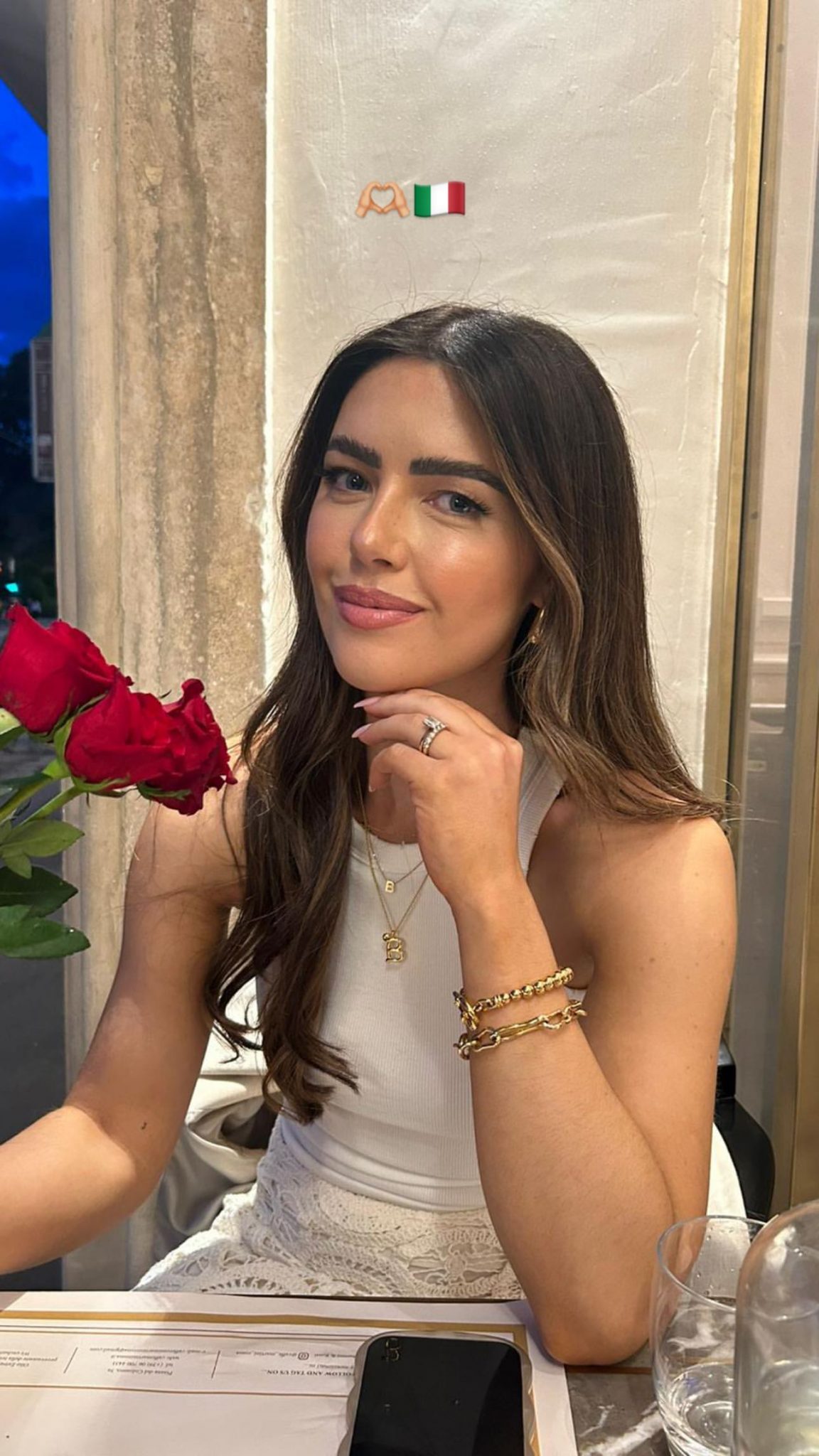 Bonnie Ryan shares snaps from stunning Italian holiday - VIP Magazine