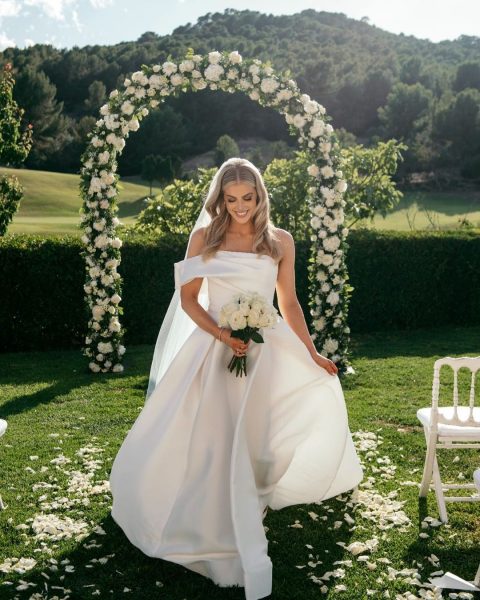 Influencer Chloe Boucher and rugby star Tom Farrell enjoy wedding ...