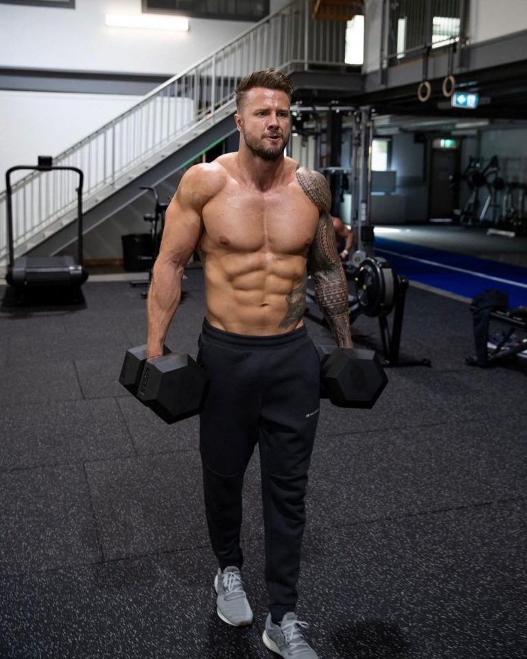 Stuntman Bobby Holland Hanton confirms romance with Maura Higgins - VIP ...