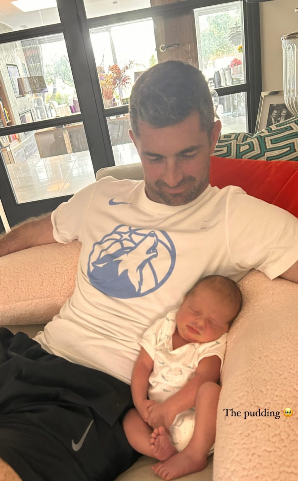 Jess Redden opens up about motherhood after welcoming baby Bobby - VIP ...