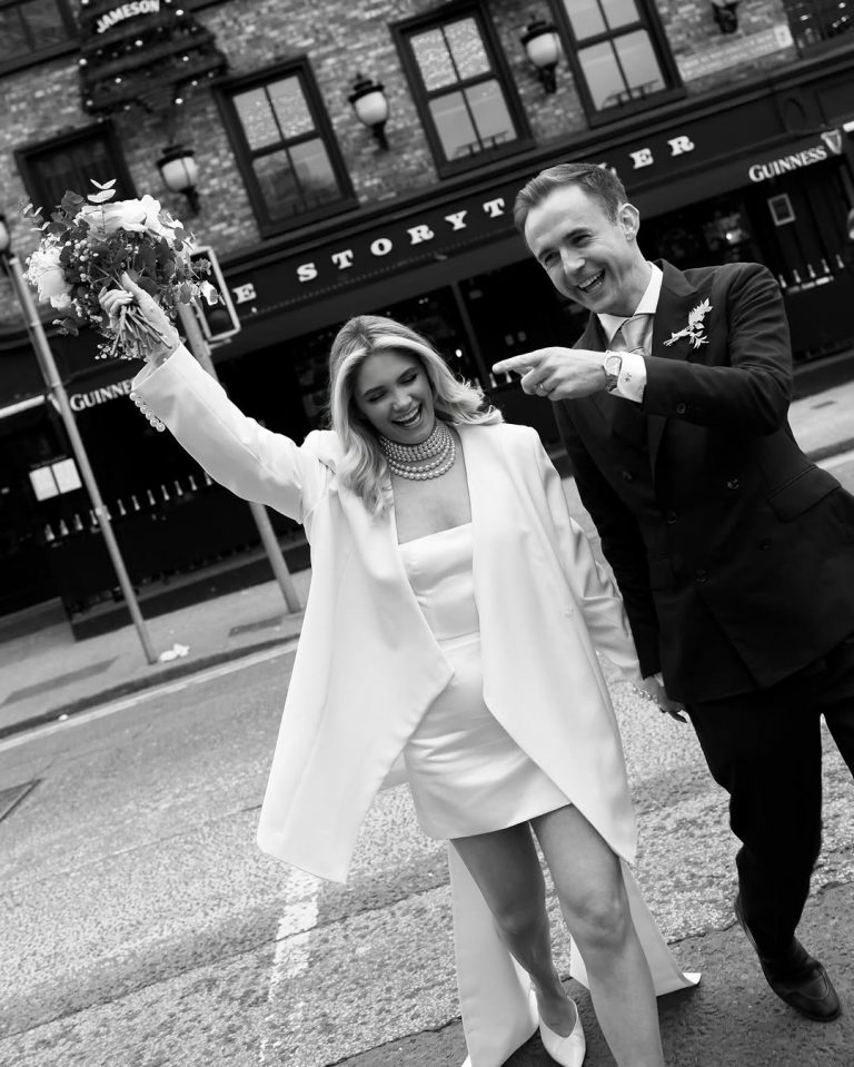 Niamh Cullen and Jamie Gill officially tie the knot in legal ceremony