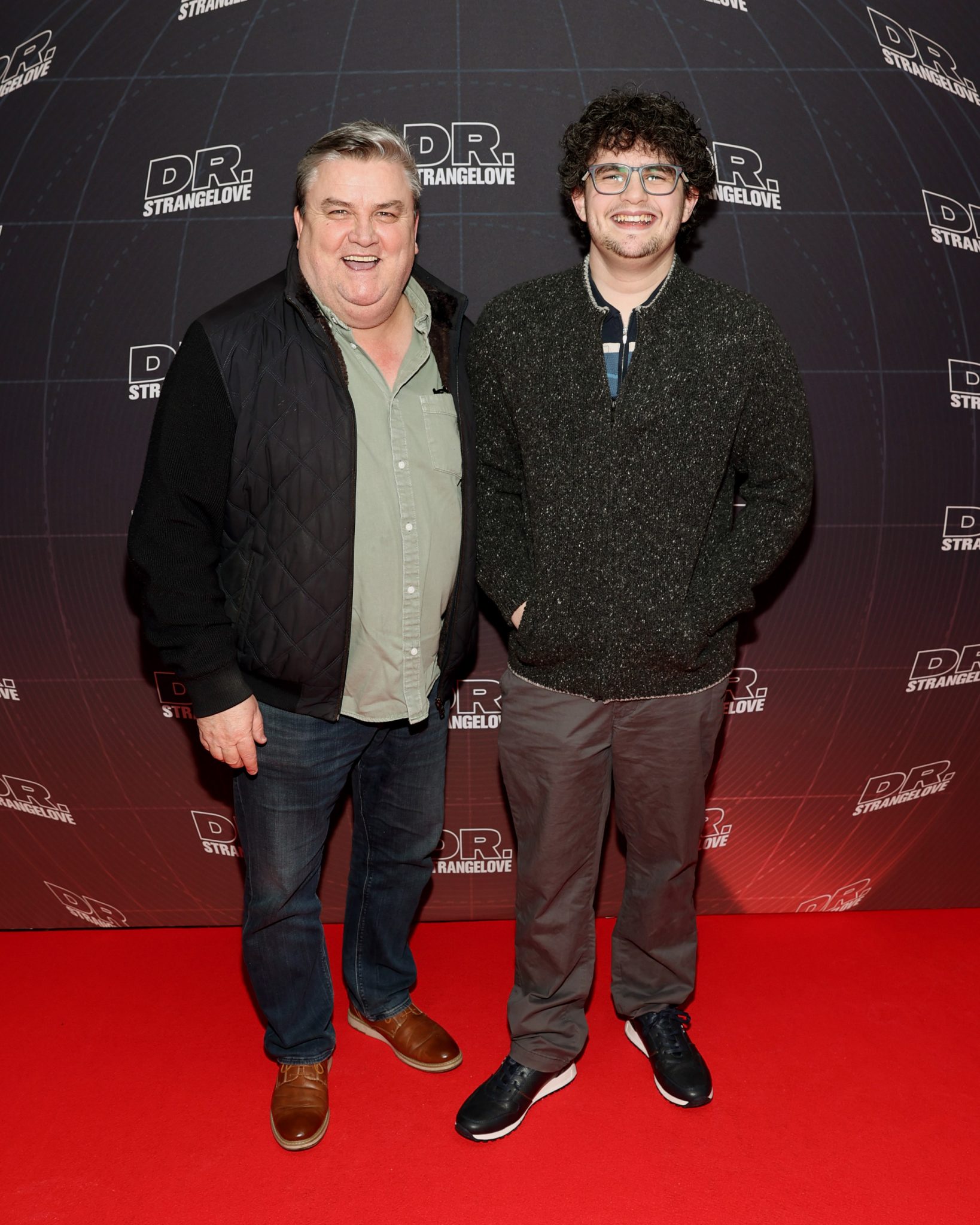 Well known faces step out for premiere of Stanley Kubrick's Dr ...