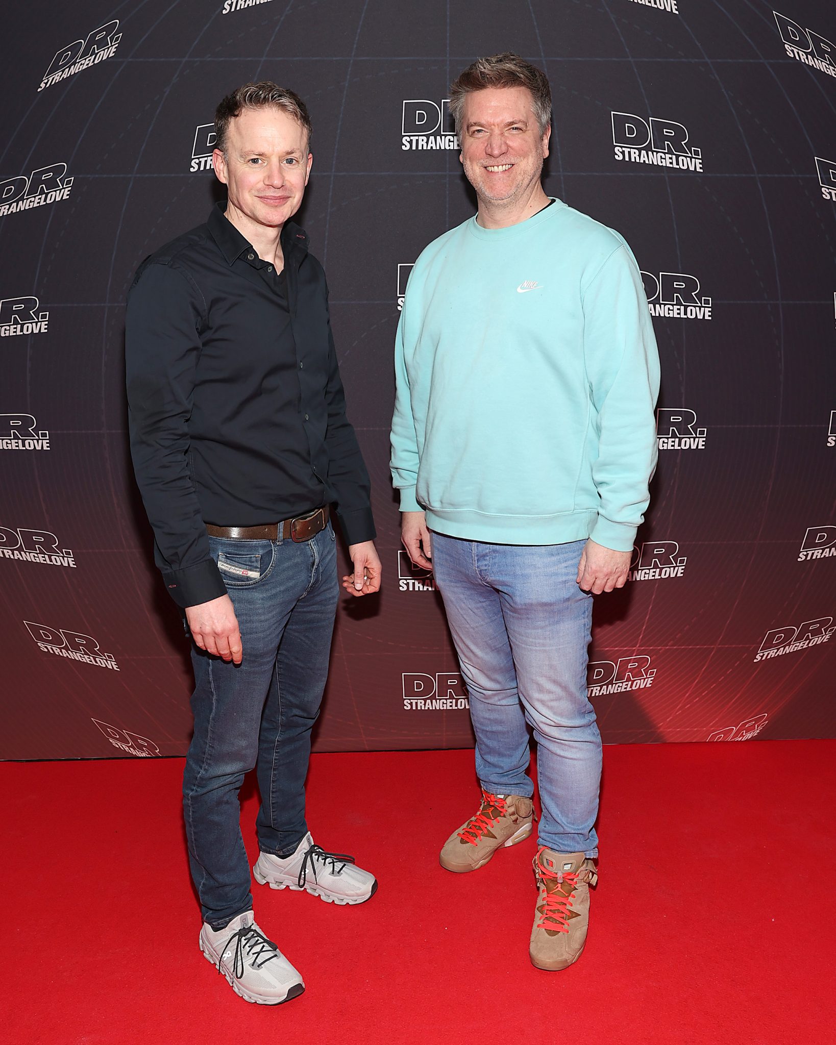 Well known faces step out for premiere of Stanley Kubrick's Dr ...