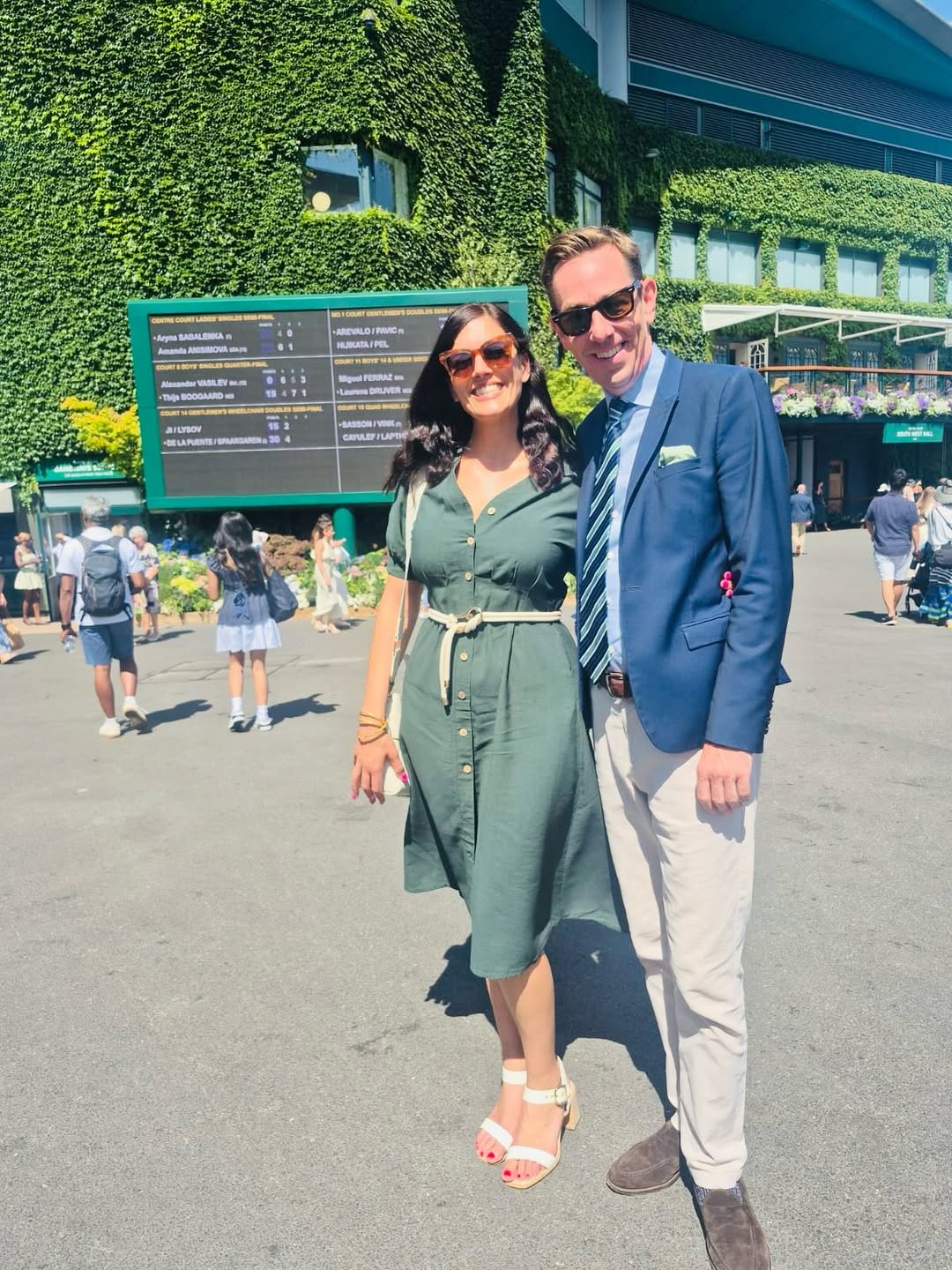 Ryan Tubridy and fiancée Clare spread joy with surprise visit to ...