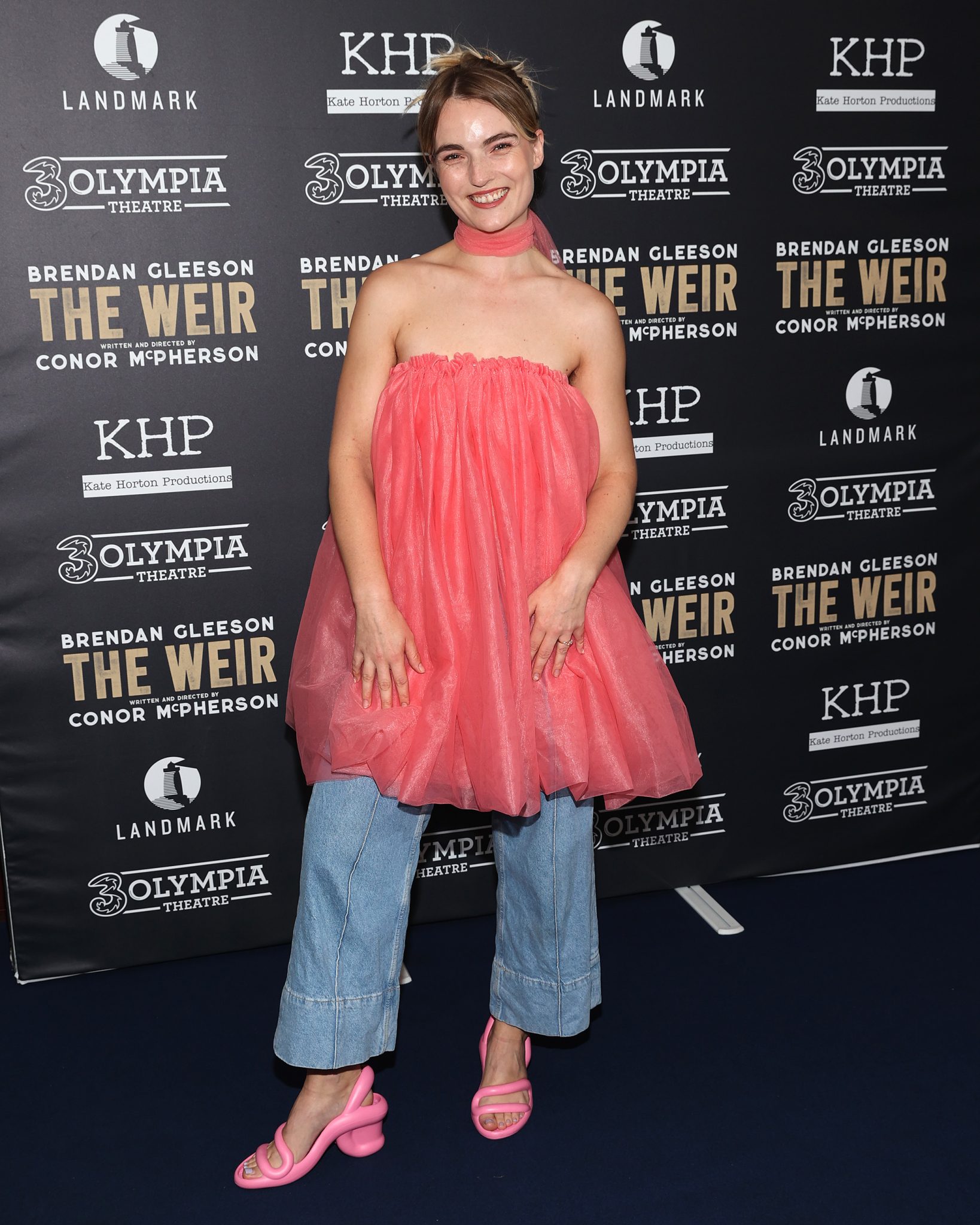 Domhnall Gleeson walks Dublin red carpet with his mother