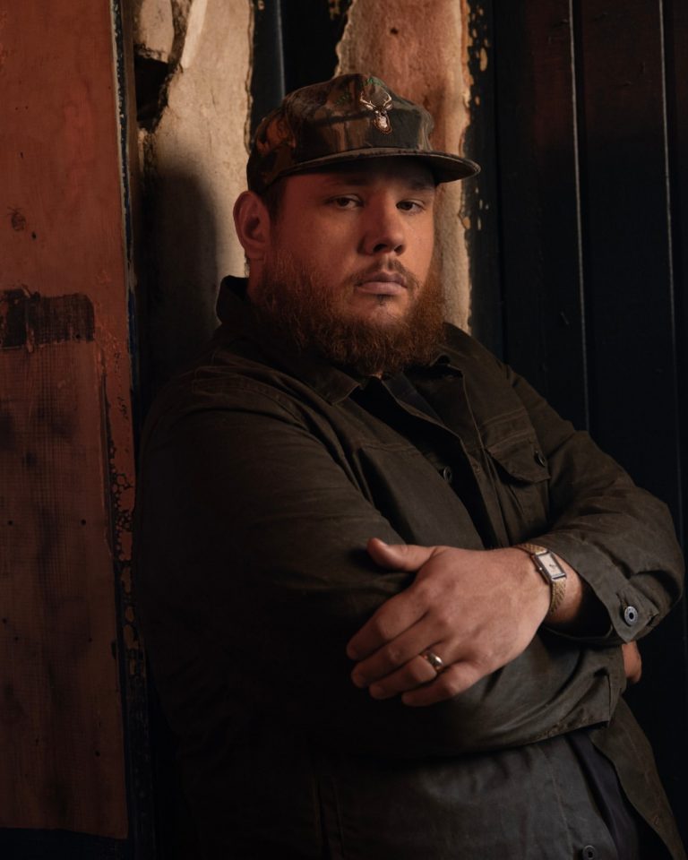 Luke Combs to take over Slane Castle next summer - VIP Magazine