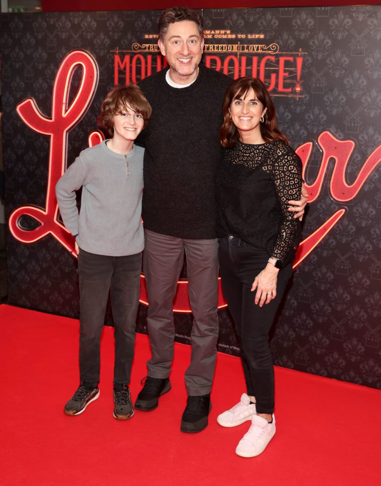 Ray Foley with his son Andrew and his wife Kate Carolan - VIP Magazine