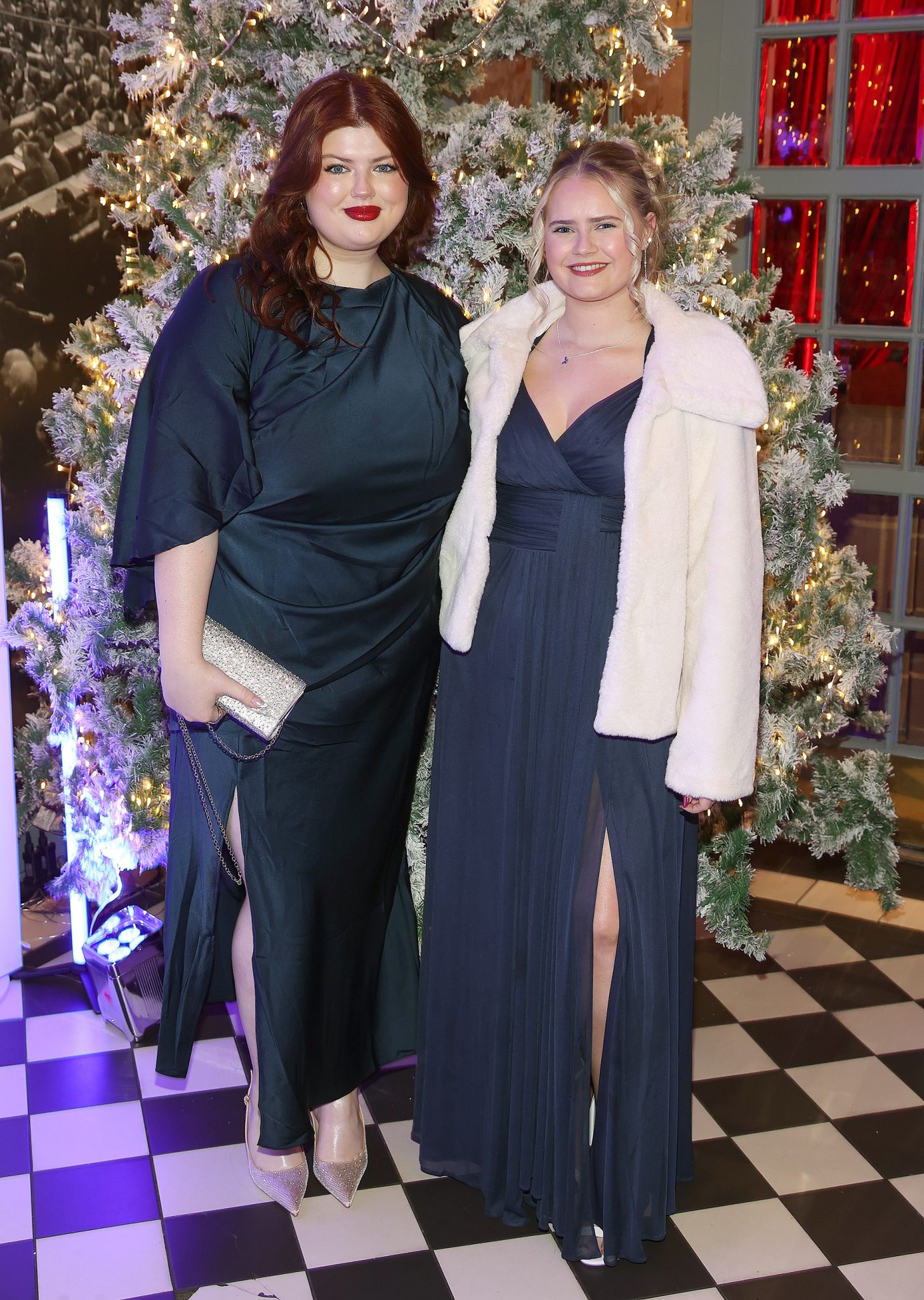 Sisters Molly McFadden and Lilly Sue McFadden - VIP Magazine