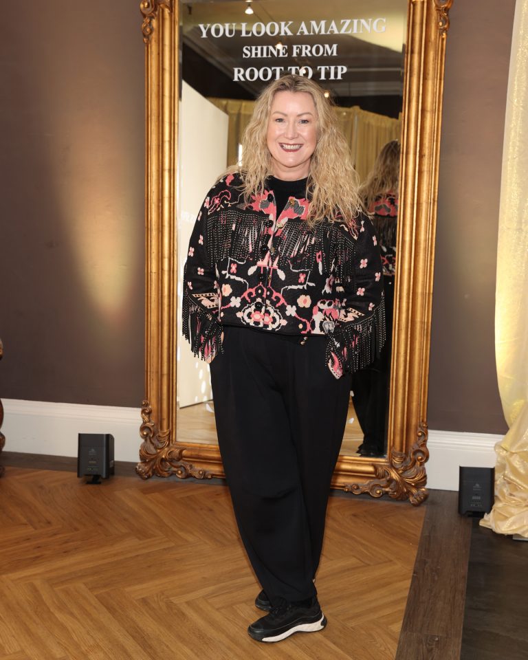 Well known faces step out for hair care launch