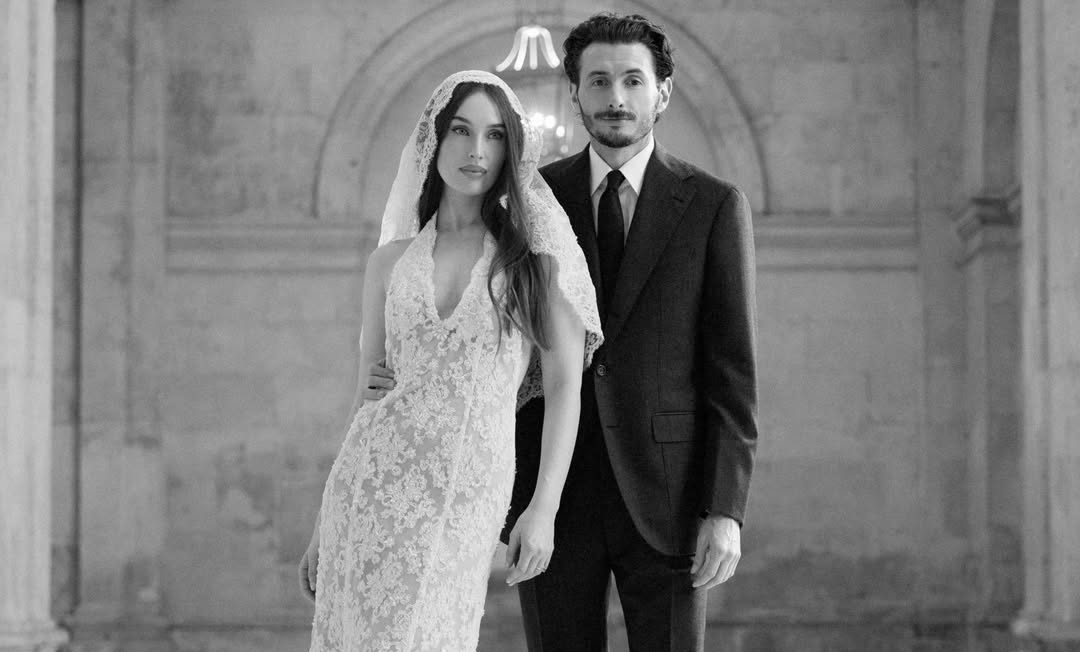 Roz Purcell ties the knot in intimate ceremony